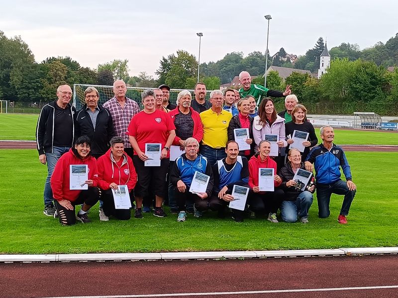 Leichtathletik - Bayerische Meistertitel für die Senioren • TV ... Leichtathletik - Bayerische Meistertitel für die Senioren • TV ...